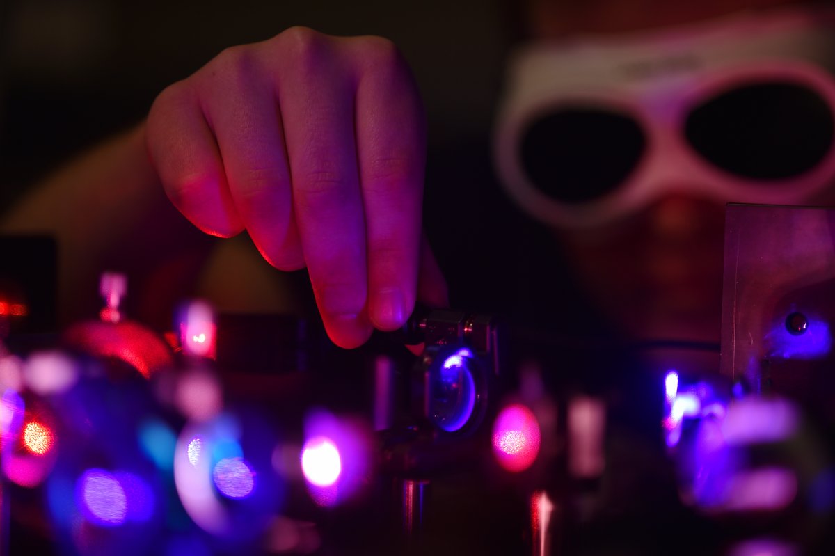 PhotonicNet: Technologien für morgen: LZH auf der LASER World of ...
